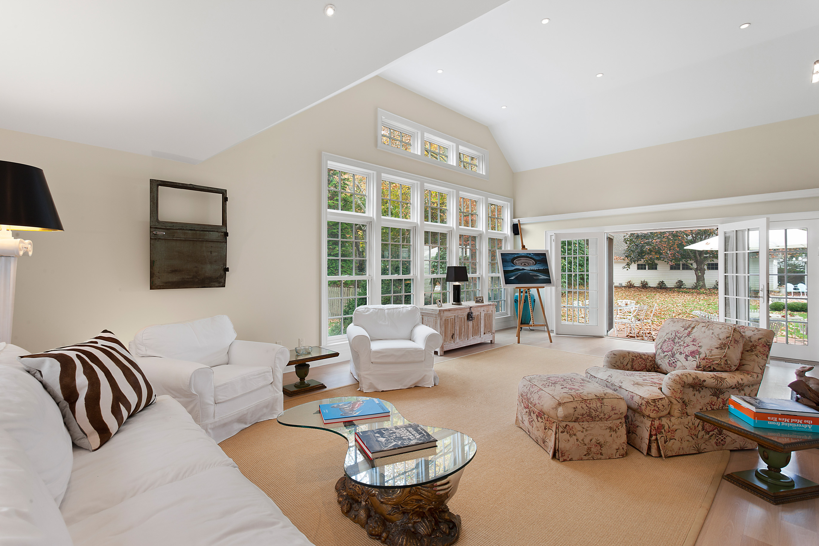 REAL ESTATE PHOTOGRAPHY TIPS FOR BETTER INTERIOR SHOTS