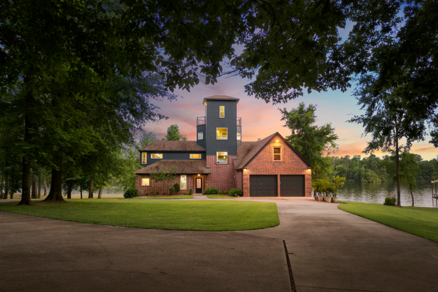 Amazing Tips To Master Twilight Real Estate Photography