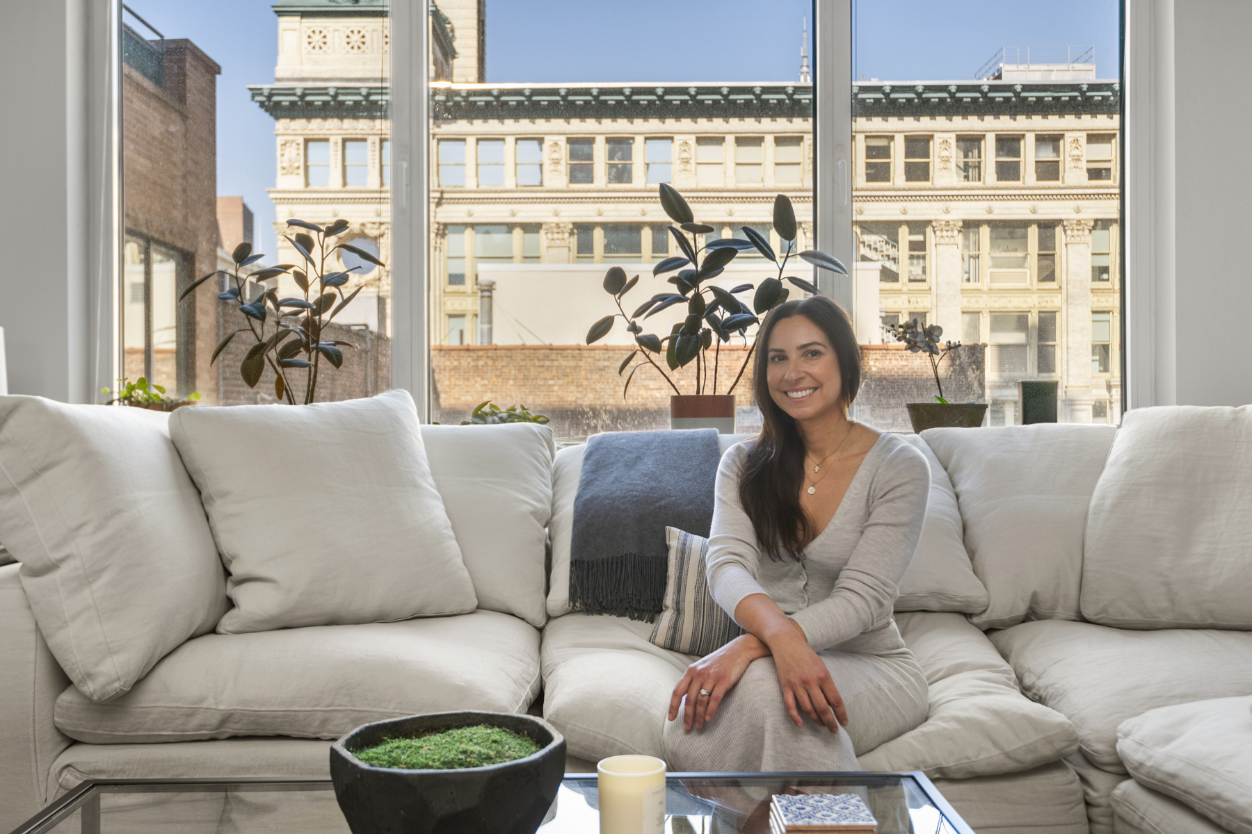 9 Remarkable Realtor Photoshoot Ideas For Agents